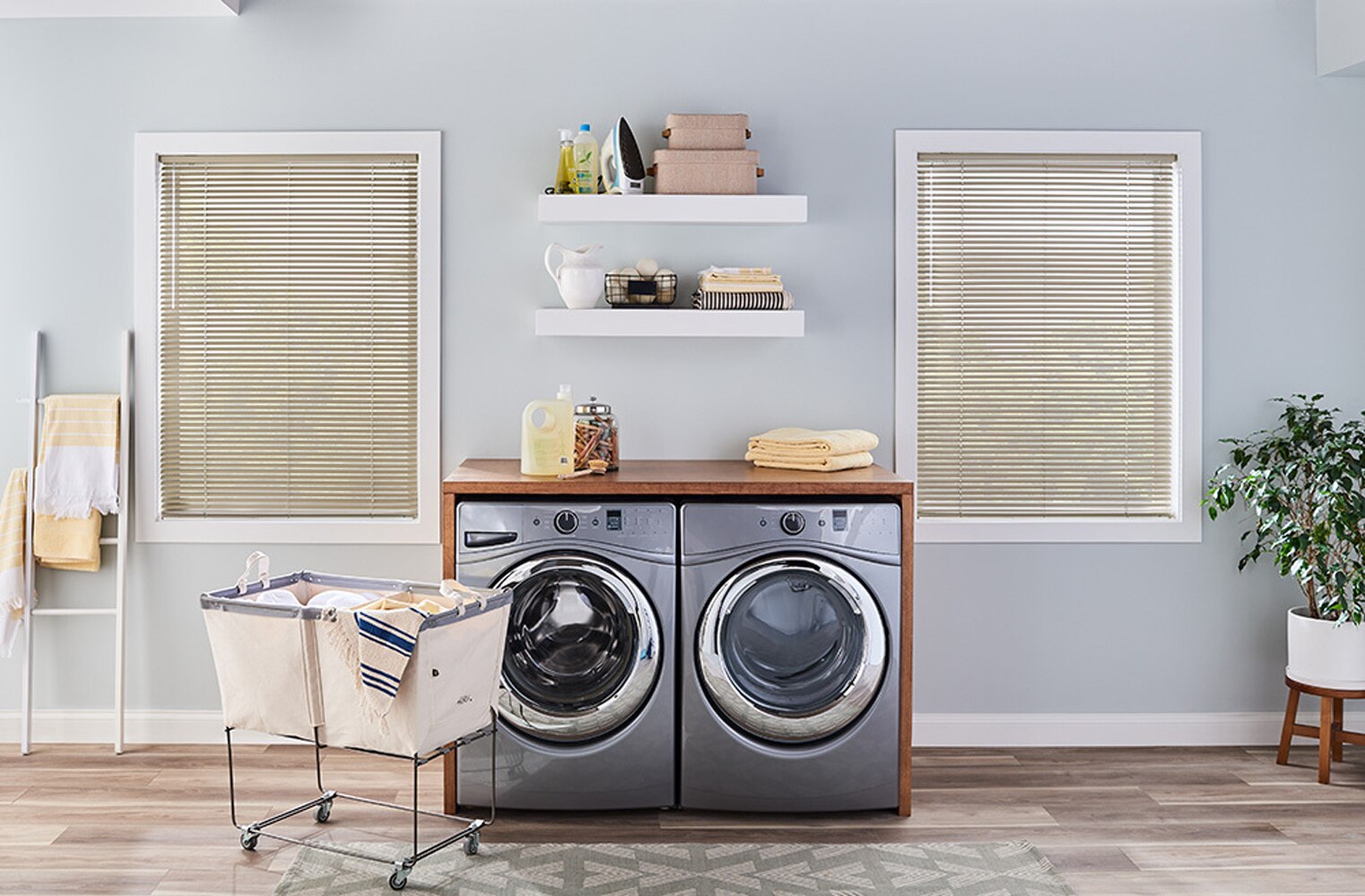 Bali Lightblocker 1 Inch Mini Blinds | Blinds.com